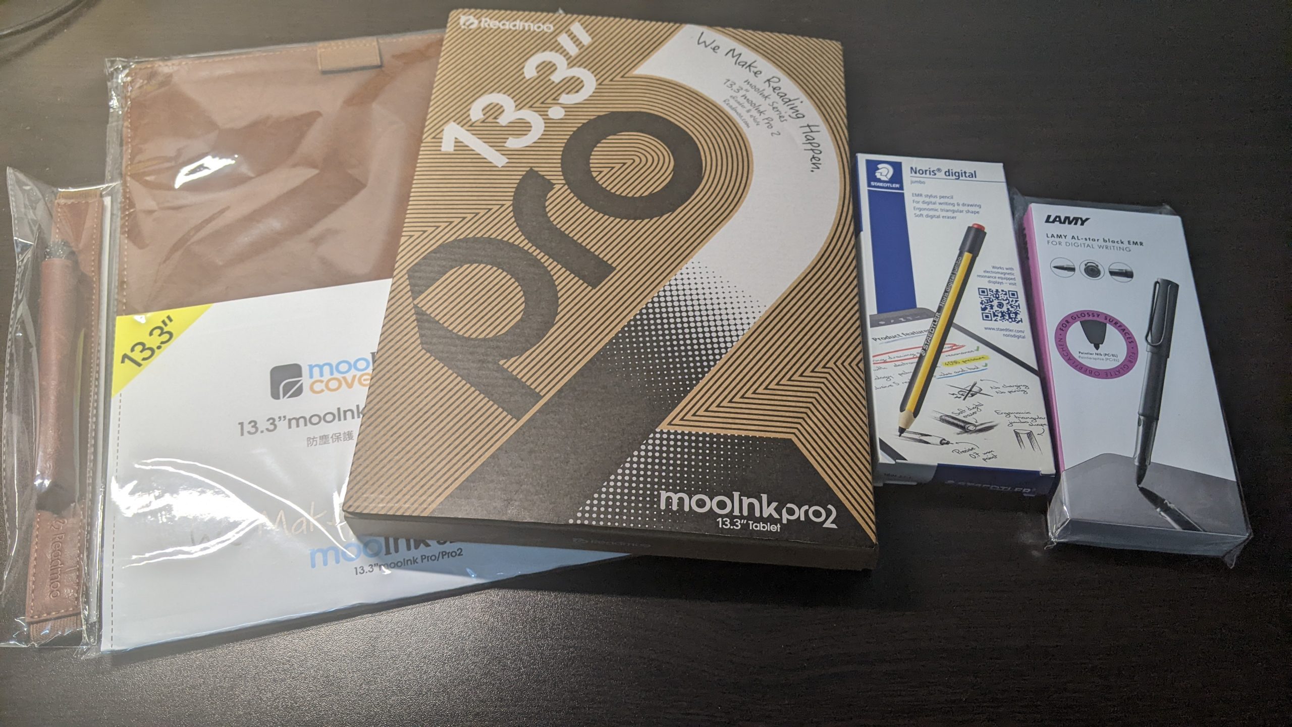 Readmoo讀墨電子書： 13.3吋 mooInk Pro 2電子書閱讀器入手開箱測試 - 栞的心靈角落